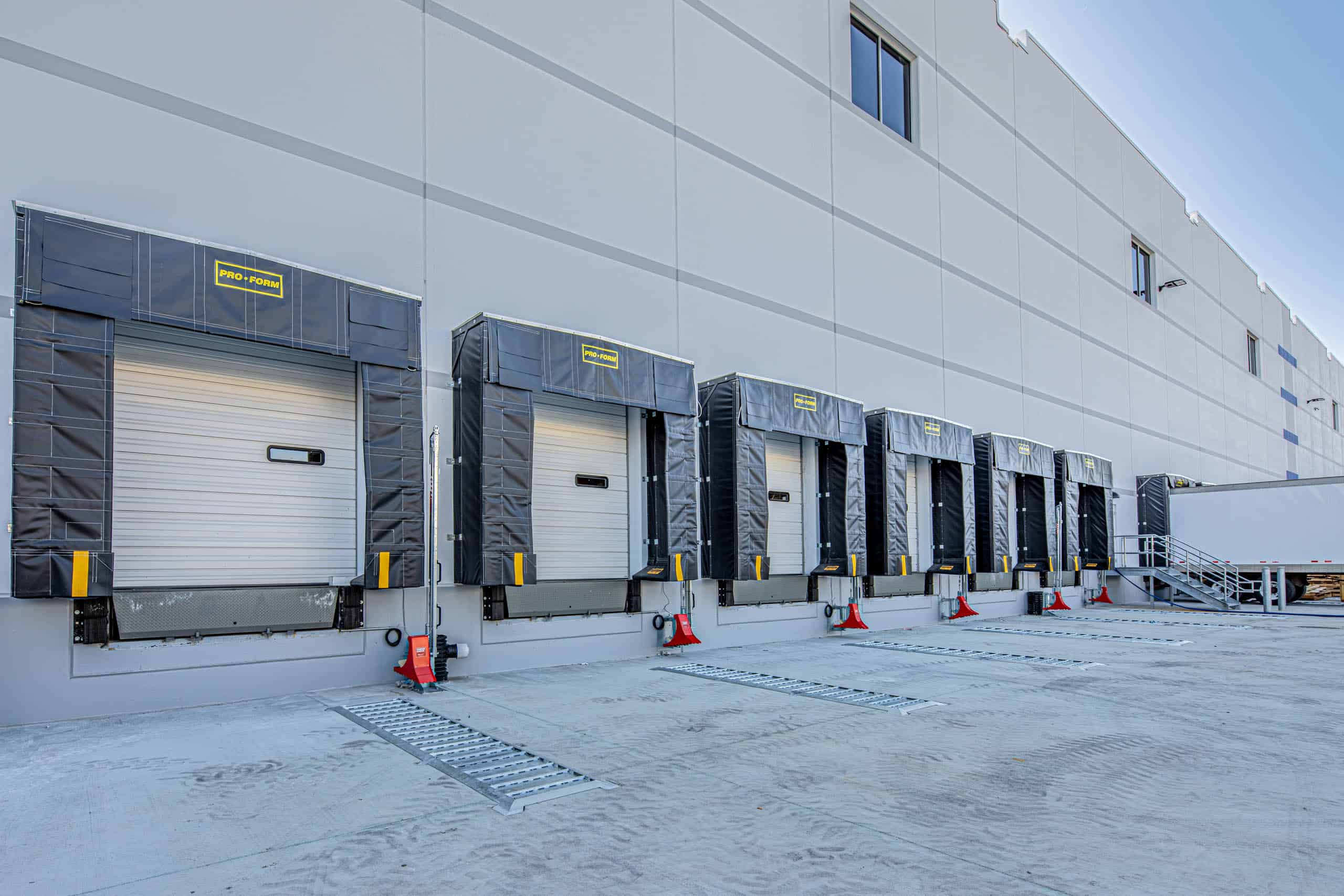 NAPA Auto Parts Balkamp Distribution Center Expansion - JE Dunn ...