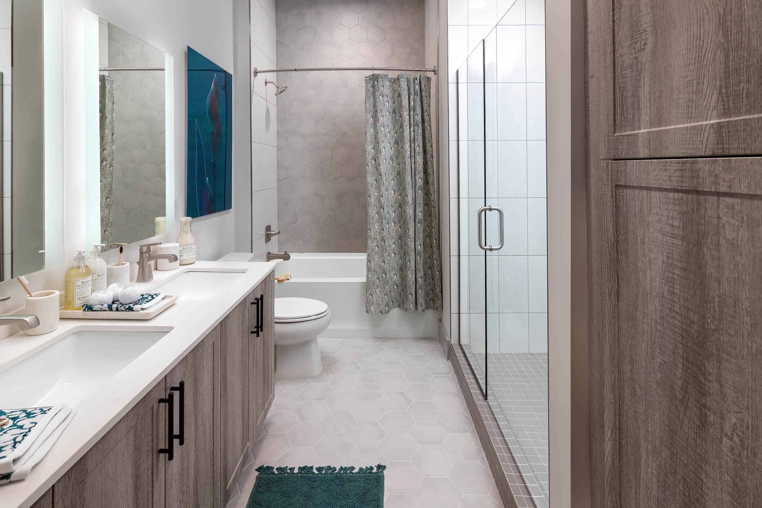 Fraye Hotel & Fallyn Apartments - JE Dunn Construction