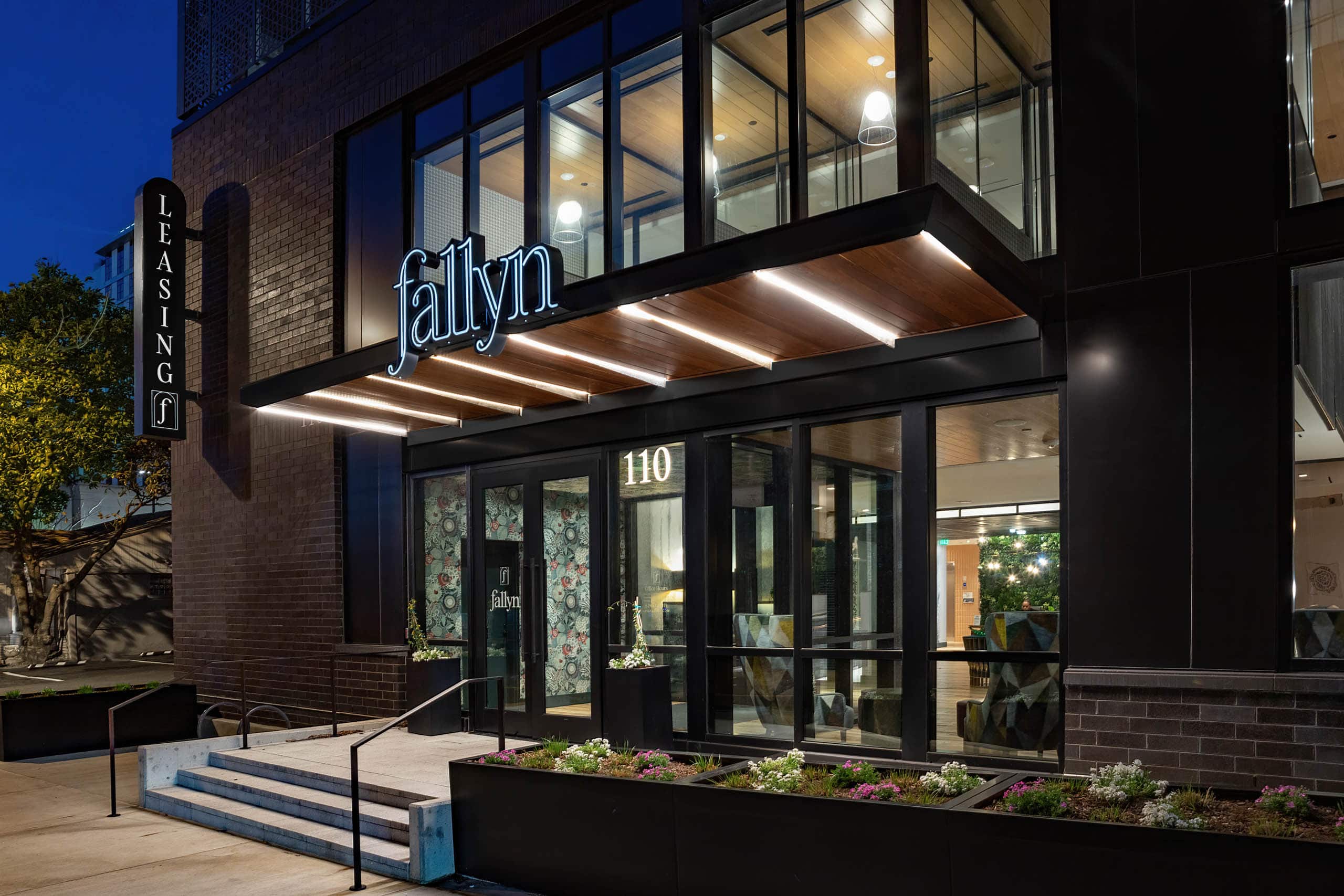 Fraye Hotel & Fallyn Apartments - JE Dunn Construction
