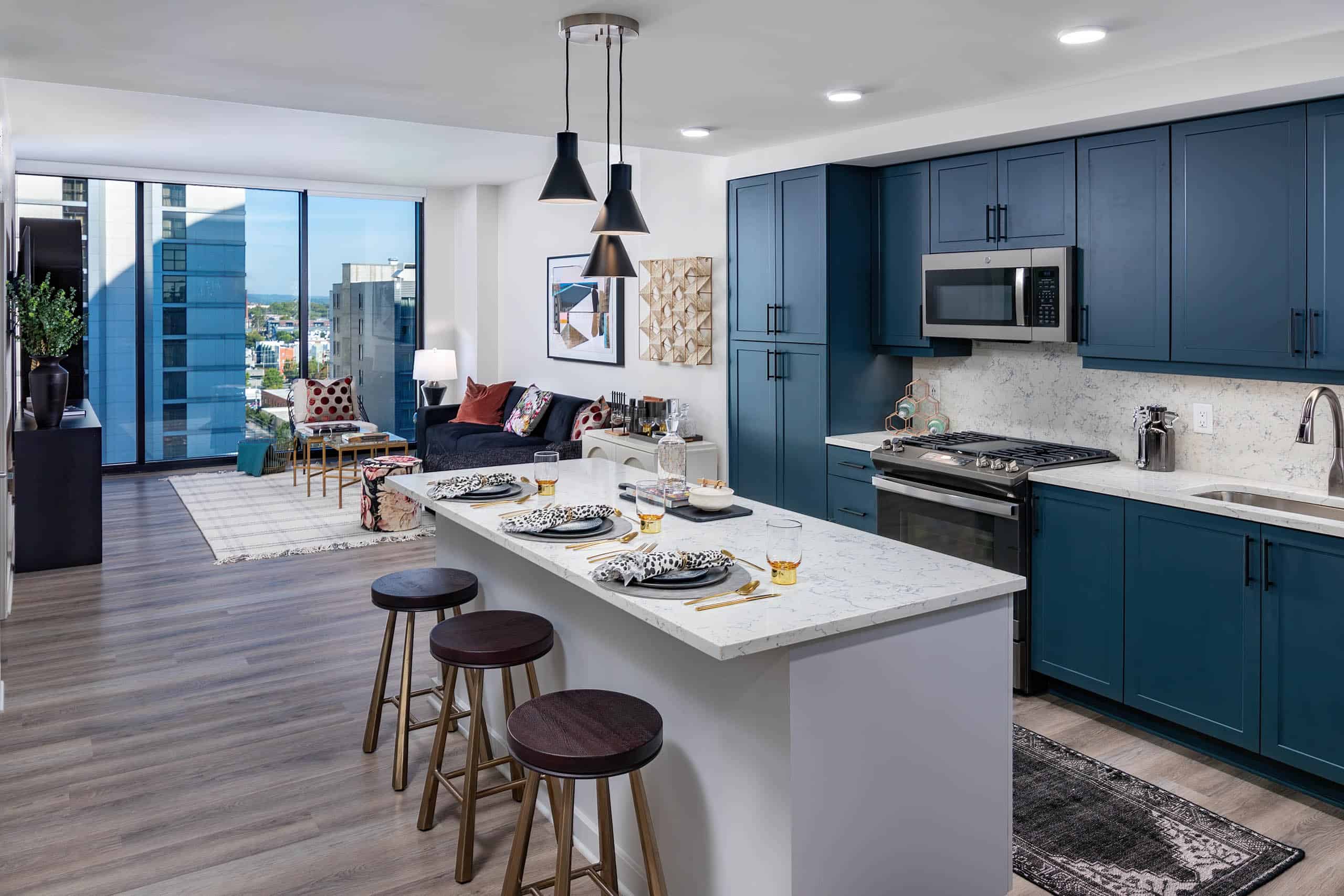 Fraye Hotel & Fallyn Apartments - JE Dunn Construction